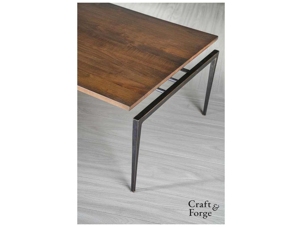 Charleston Forge 7040 Armory Cocktail Table - Hickory Park Furniture