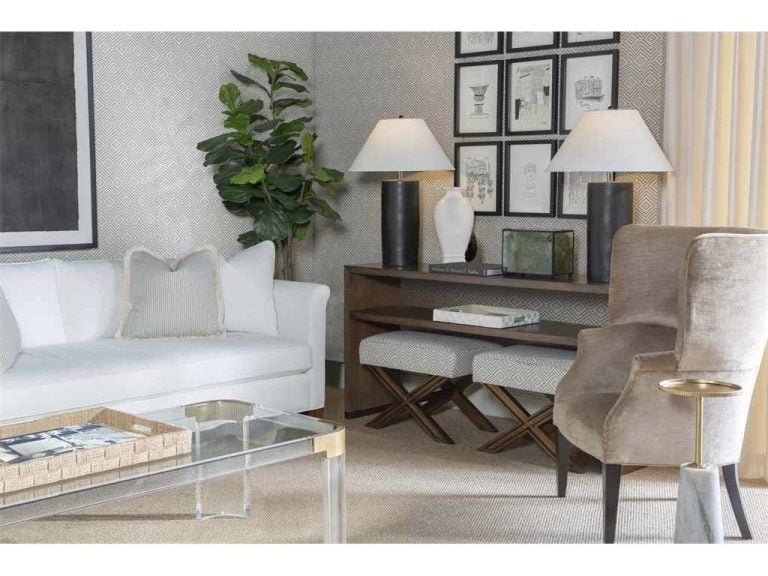 Highland House HH19-631S Samuel Console - Hickory Park Furniture