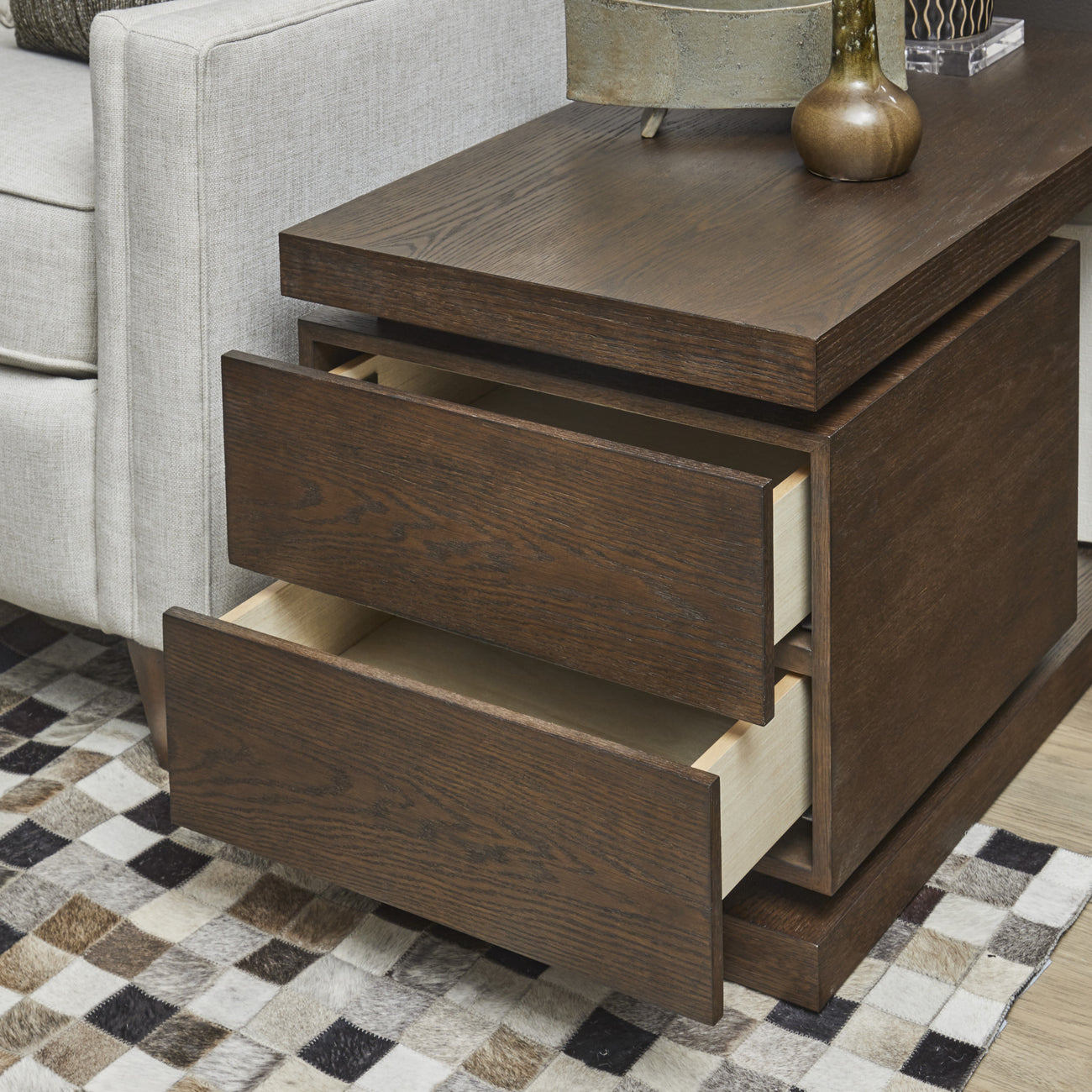 Flexsteel W1013-01 Athens End Table - Hickory Park Furniture