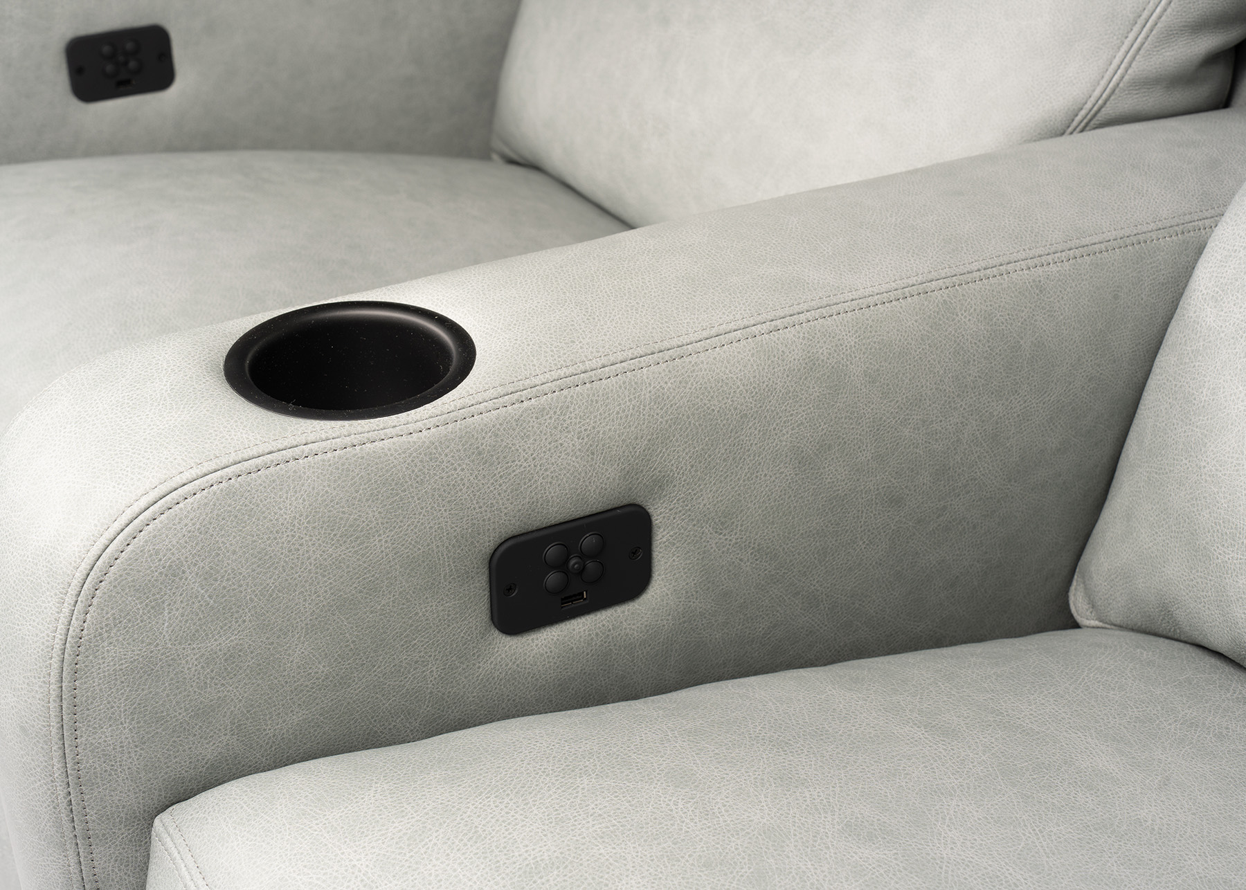 Hancock and Moore 2MT10S Theater Your Way 2 Spacer - Hickory Park Furniture